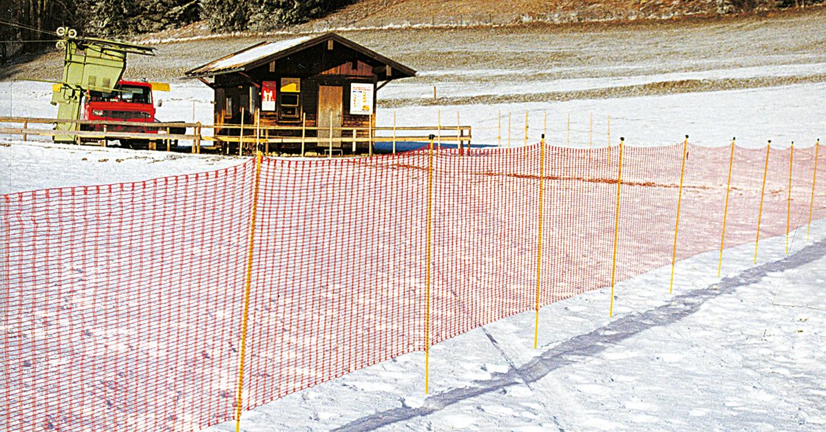 Filet de balisage PE avec piquets incorporés - Huck